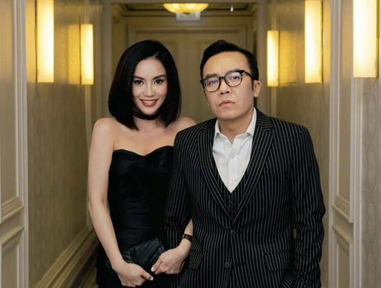 Momen Ari Lasso Pamer Foto Romantis Bareng Dearly Desiana - LambeTurah ...